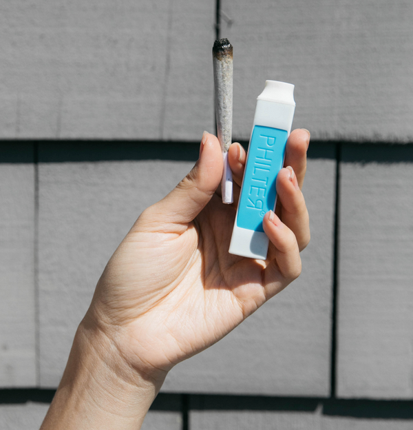 This Smoking Device is Saving Canadians! - Philter Labs